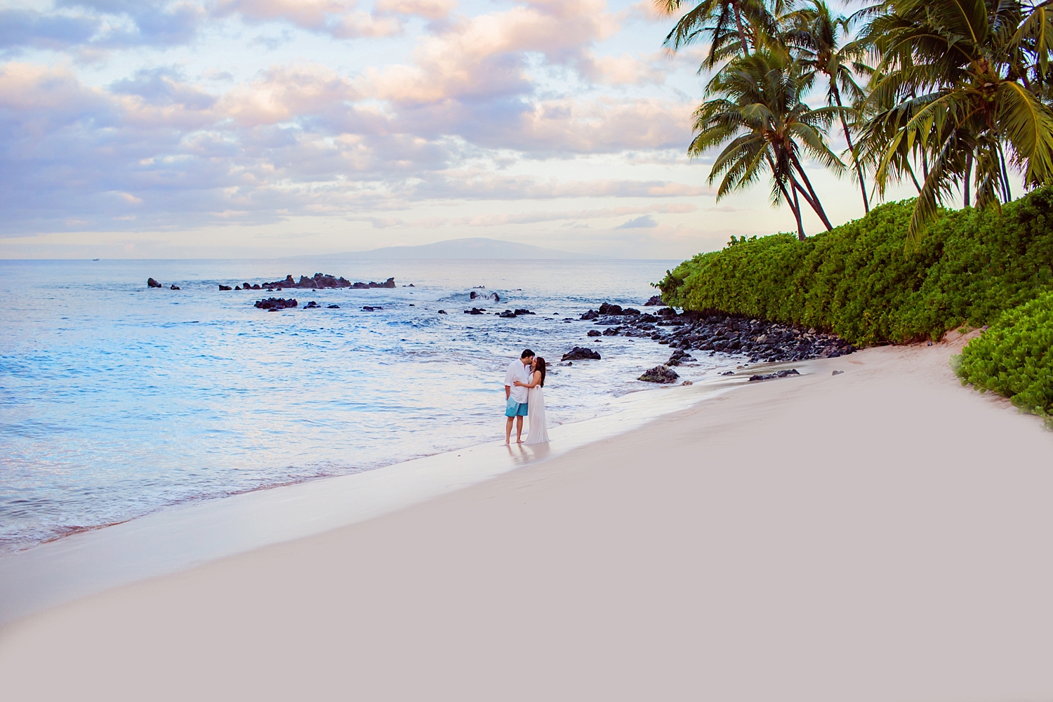 Sunrise portraits with a beautiful Maui backdrop - Love + Water